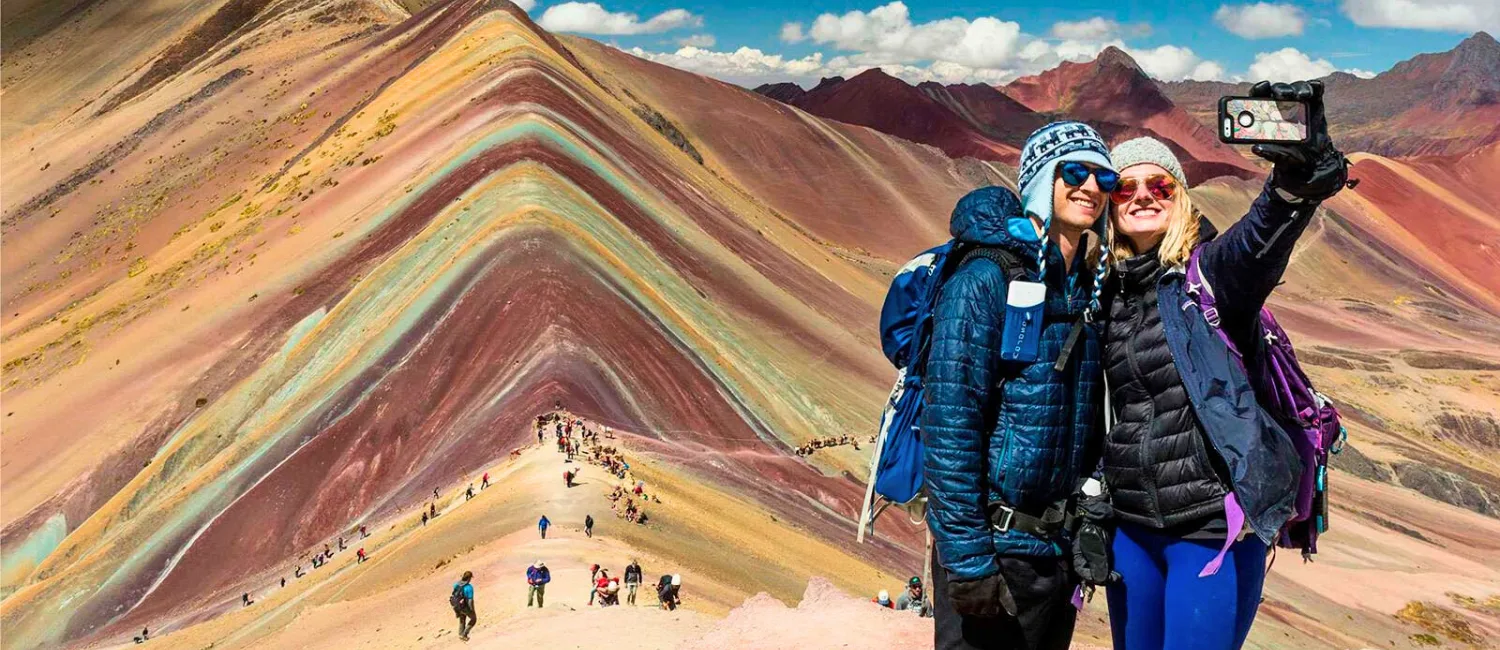 Impact of Climate on Vinicunca's Colors: Detailed Guide